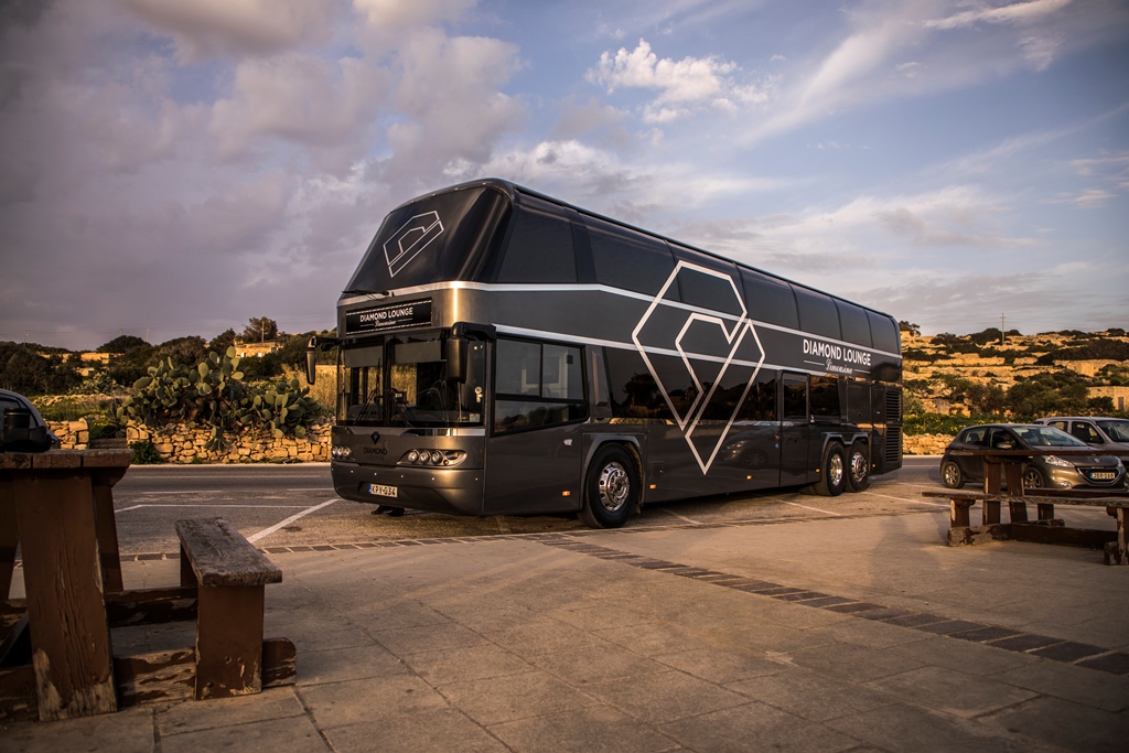 Diamond Lounge